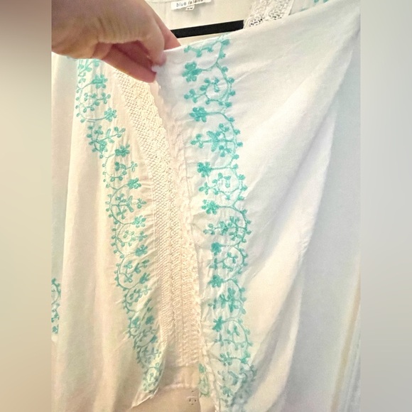blue island | Tops | Blue Island White Lace Detail Topbeach Coverup ...